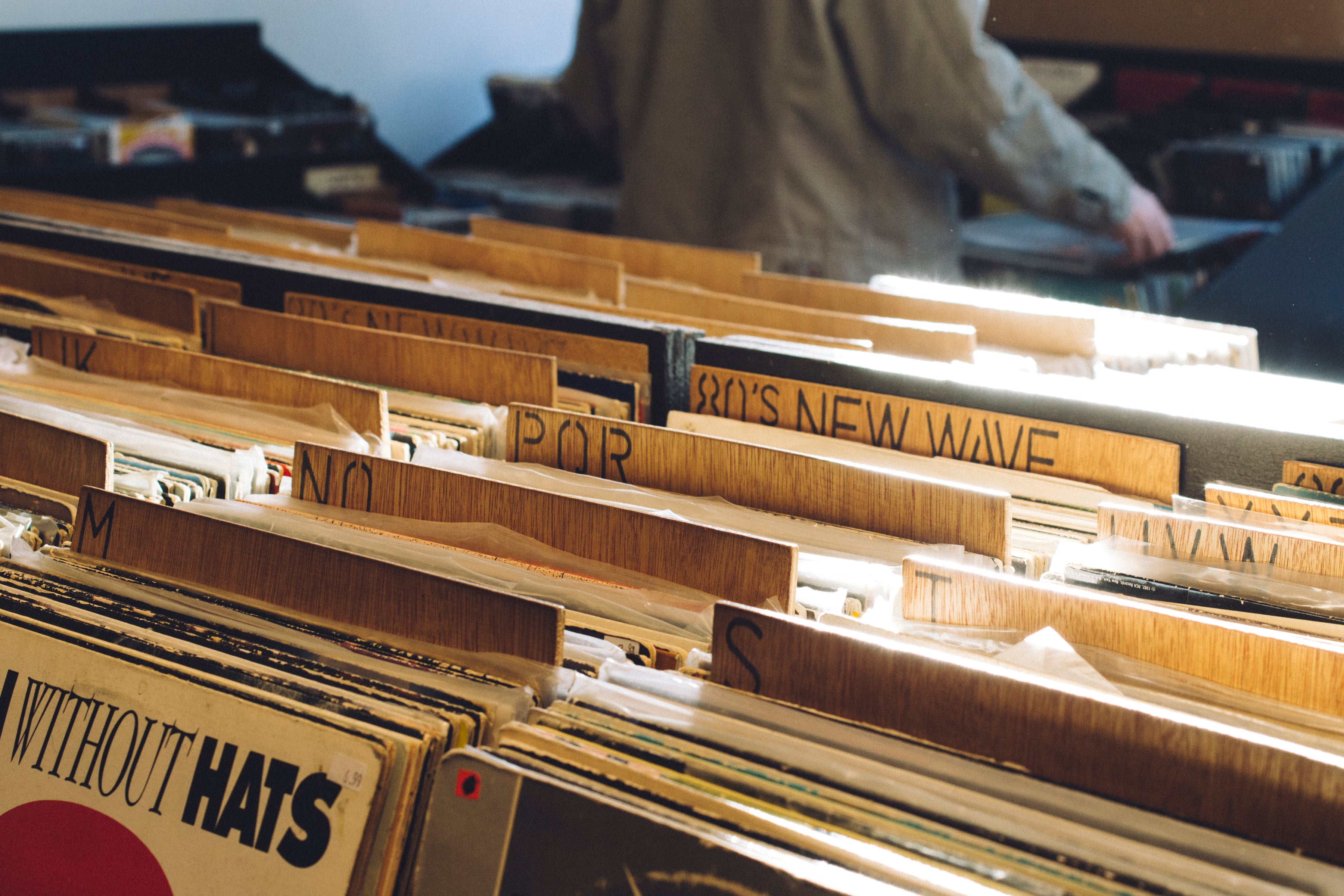 Used Vinyl Records for Sale Online - Snow Records Japan